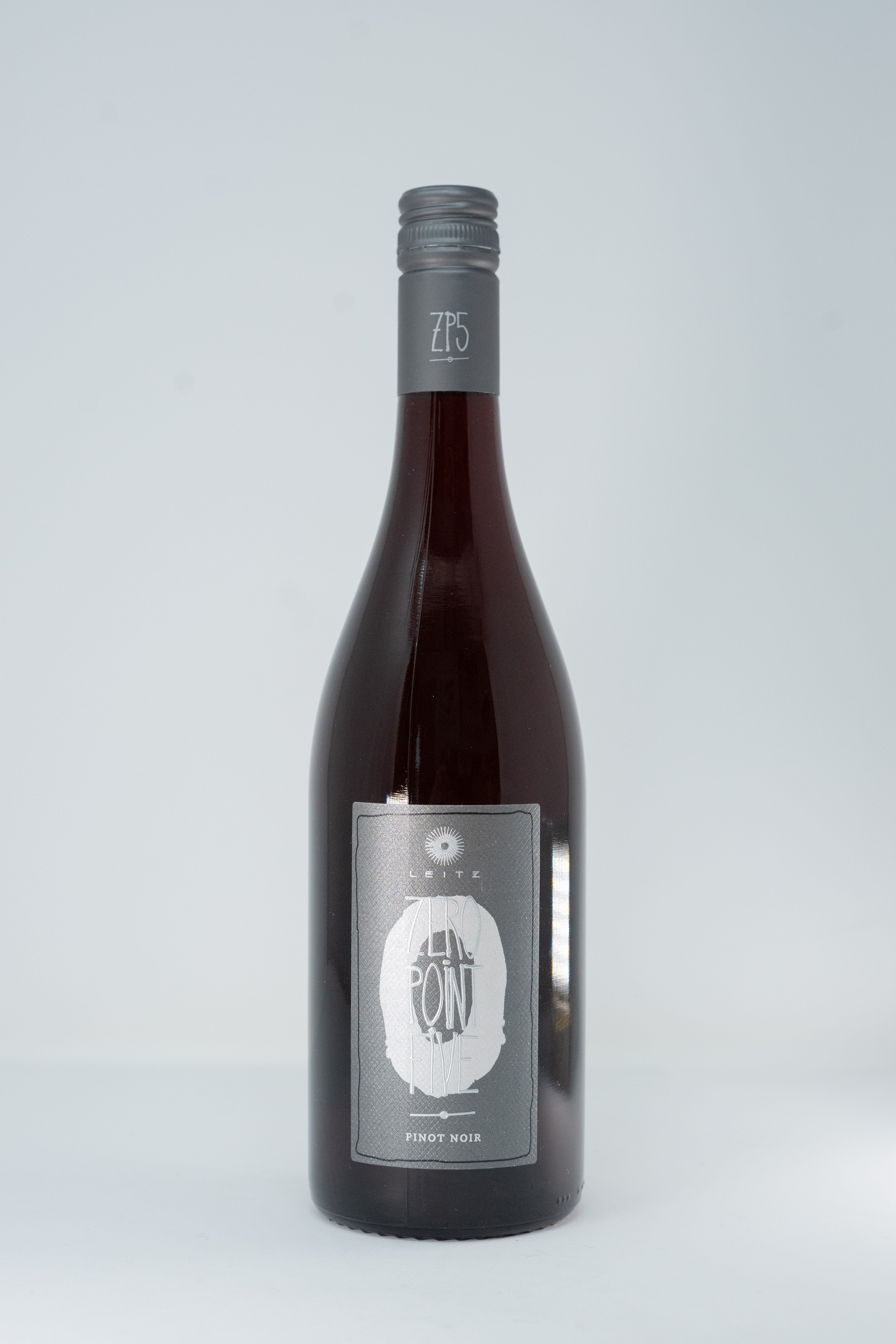 Leitz Eins Zwei Zero Non-Alcoholic Pinot Noir – Petite Wine